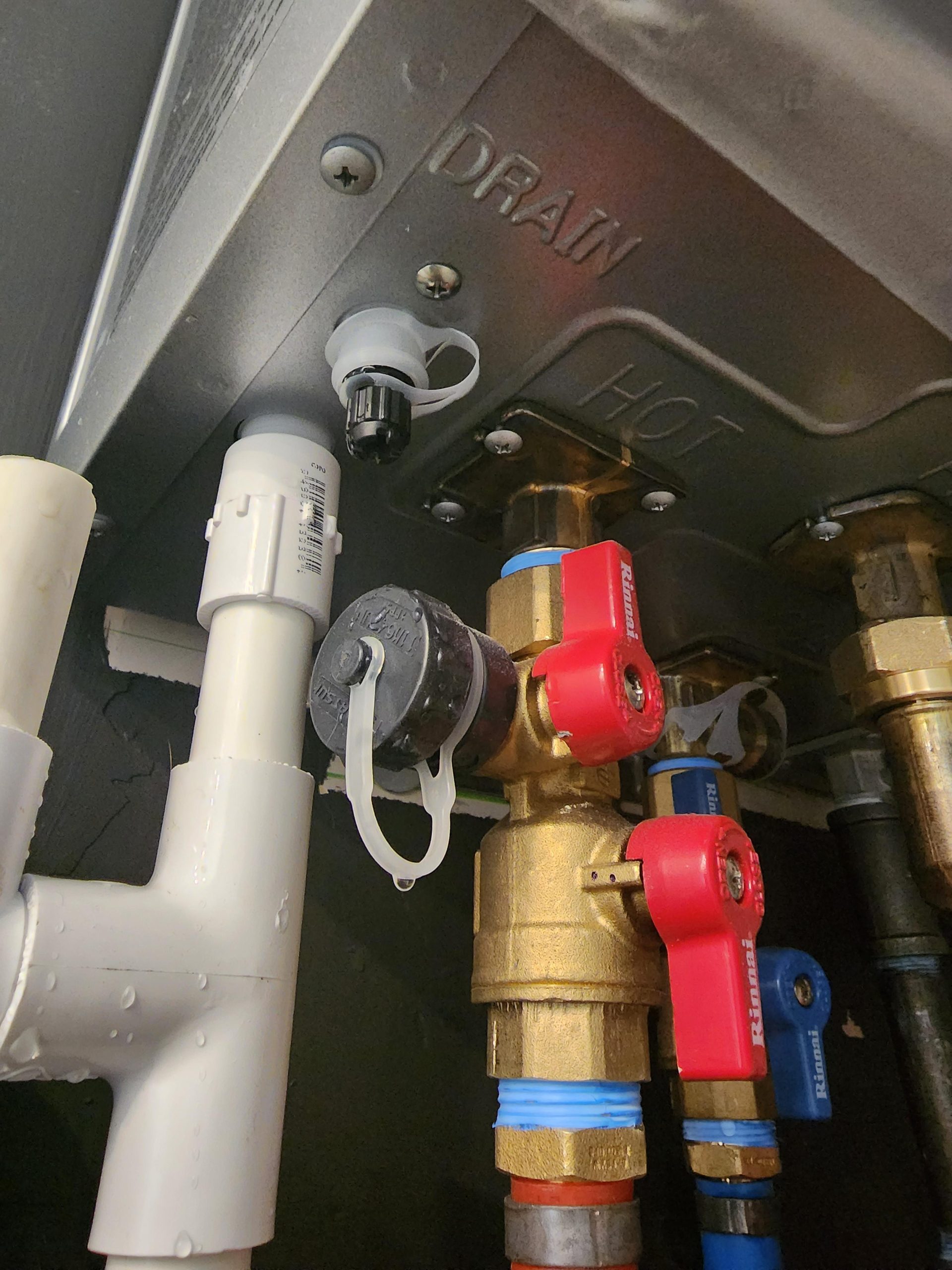 Rinnai Tankless Water Heater Condensate Drain: Expert Tips & Tricks ...
